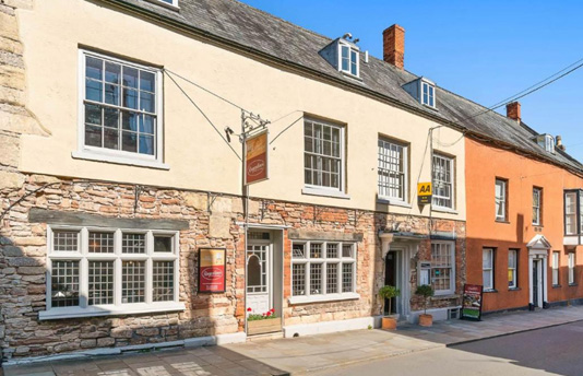 Places To Stay In Wells